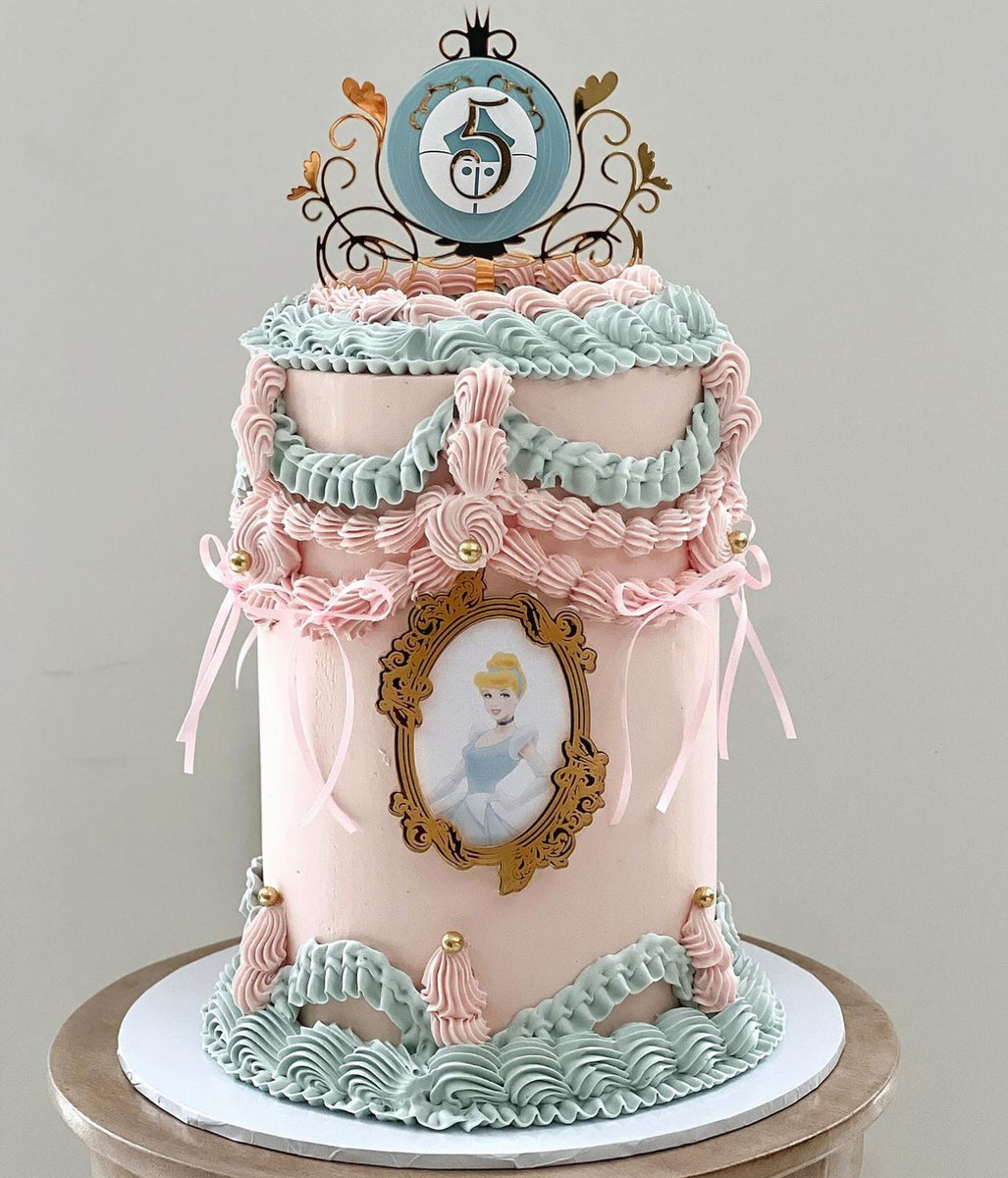 Princess carriage cake topper / charm – Burnt Island Occasions LTD