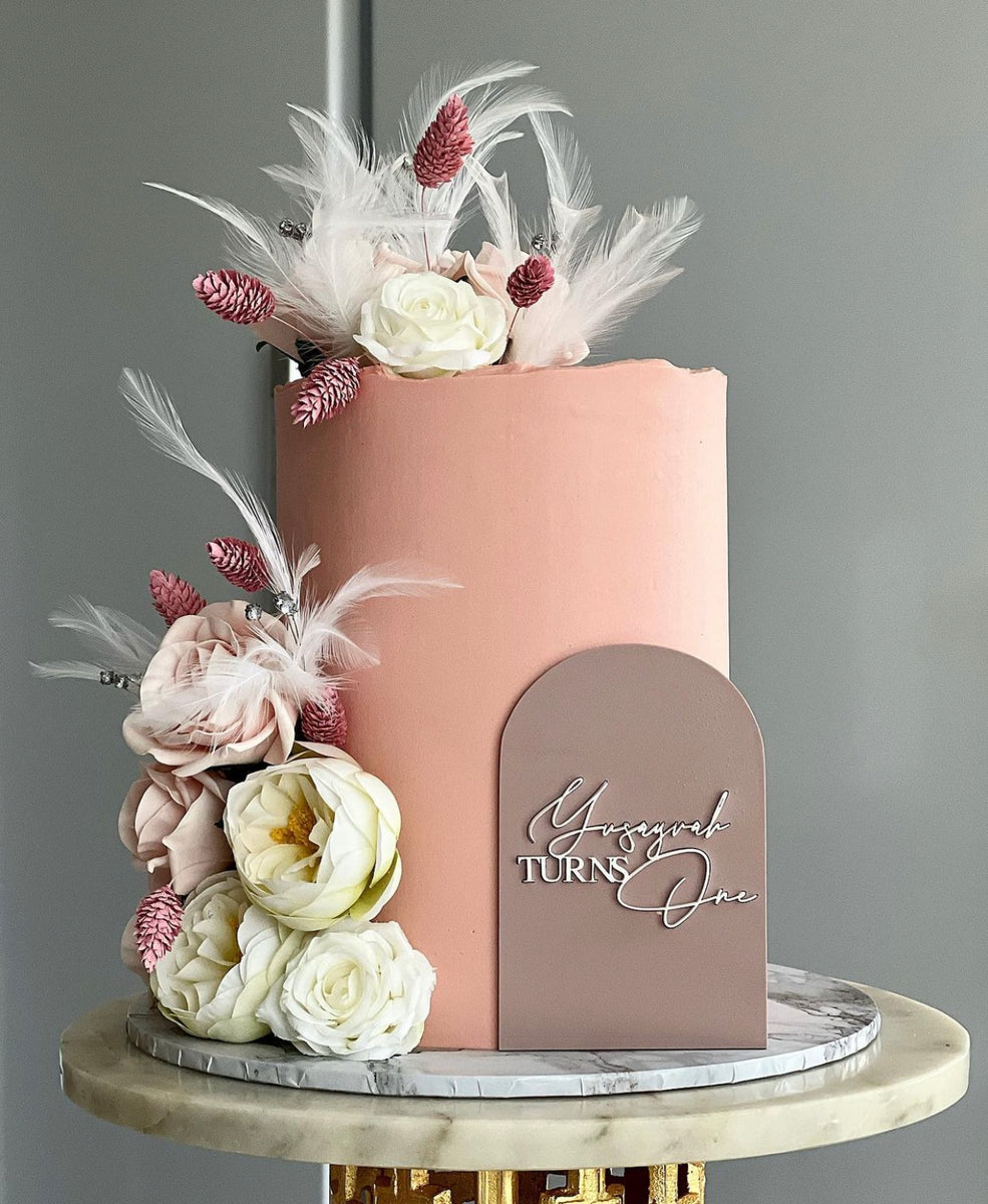 Acrylic Arch cake topper – Burnt Island Occasions LTD
